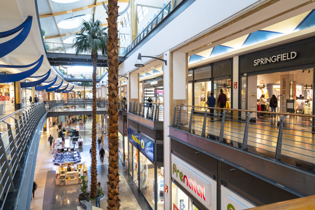Centro Comercial Almada Forum - Merlin Properties Socimi, S.A. (PT)