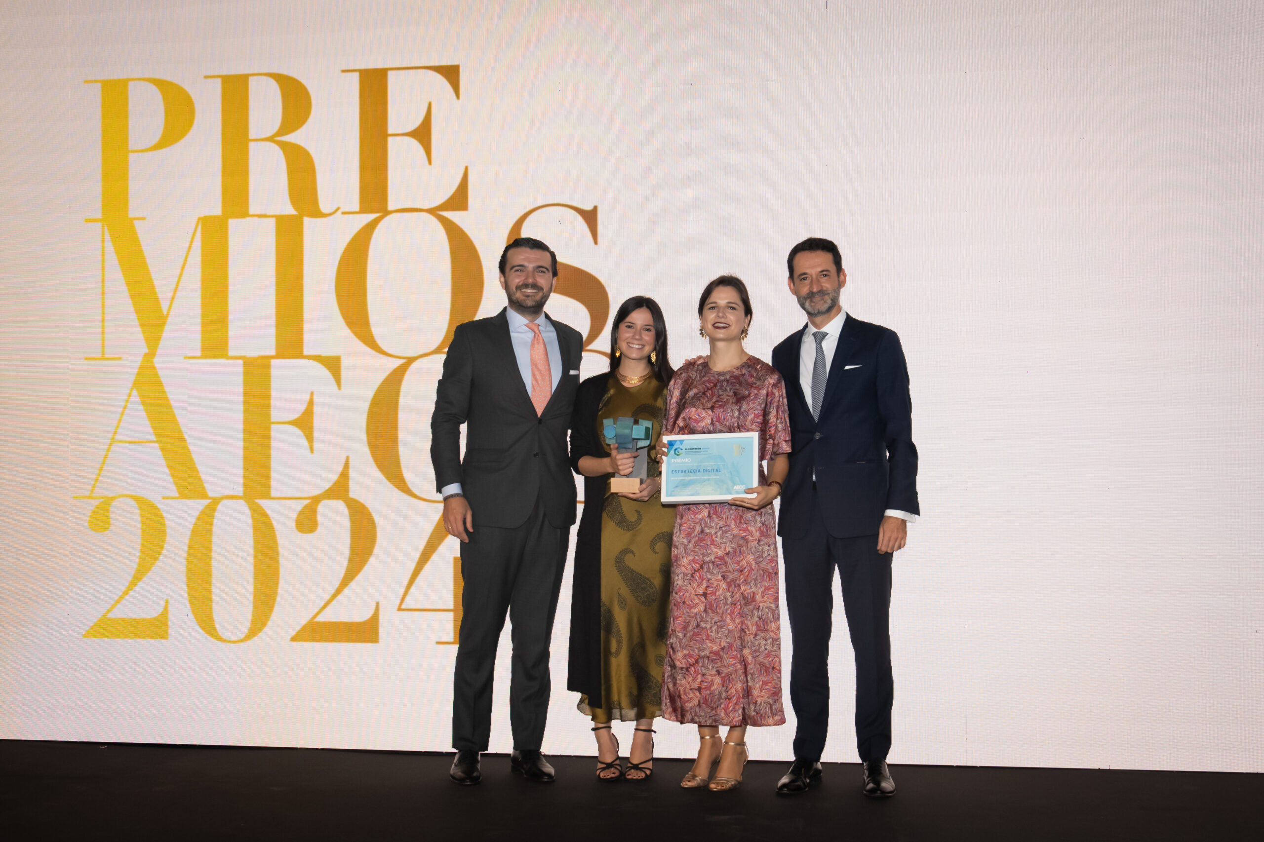 Recebemos dois prémios na premiação AECC 2024 - Merlin Properties ...
