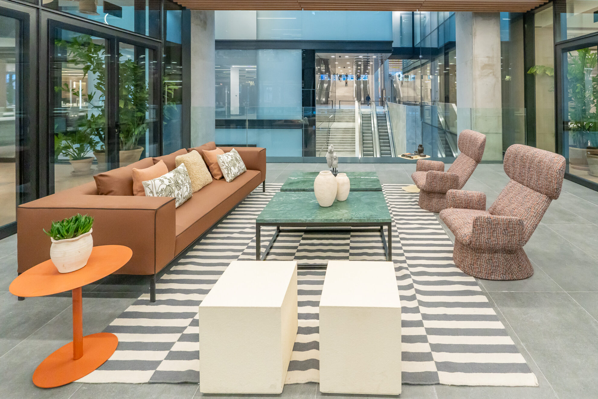 LOOM abre el mayor coworking de España en AZCA, en Ruiz Picasso 11 ...